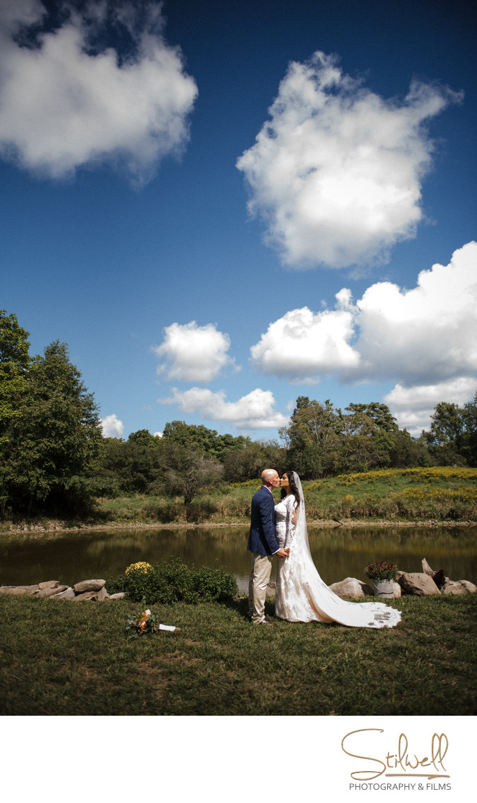 Middletown NY Bride and Groom Picture - Wedding & Engagement Photography