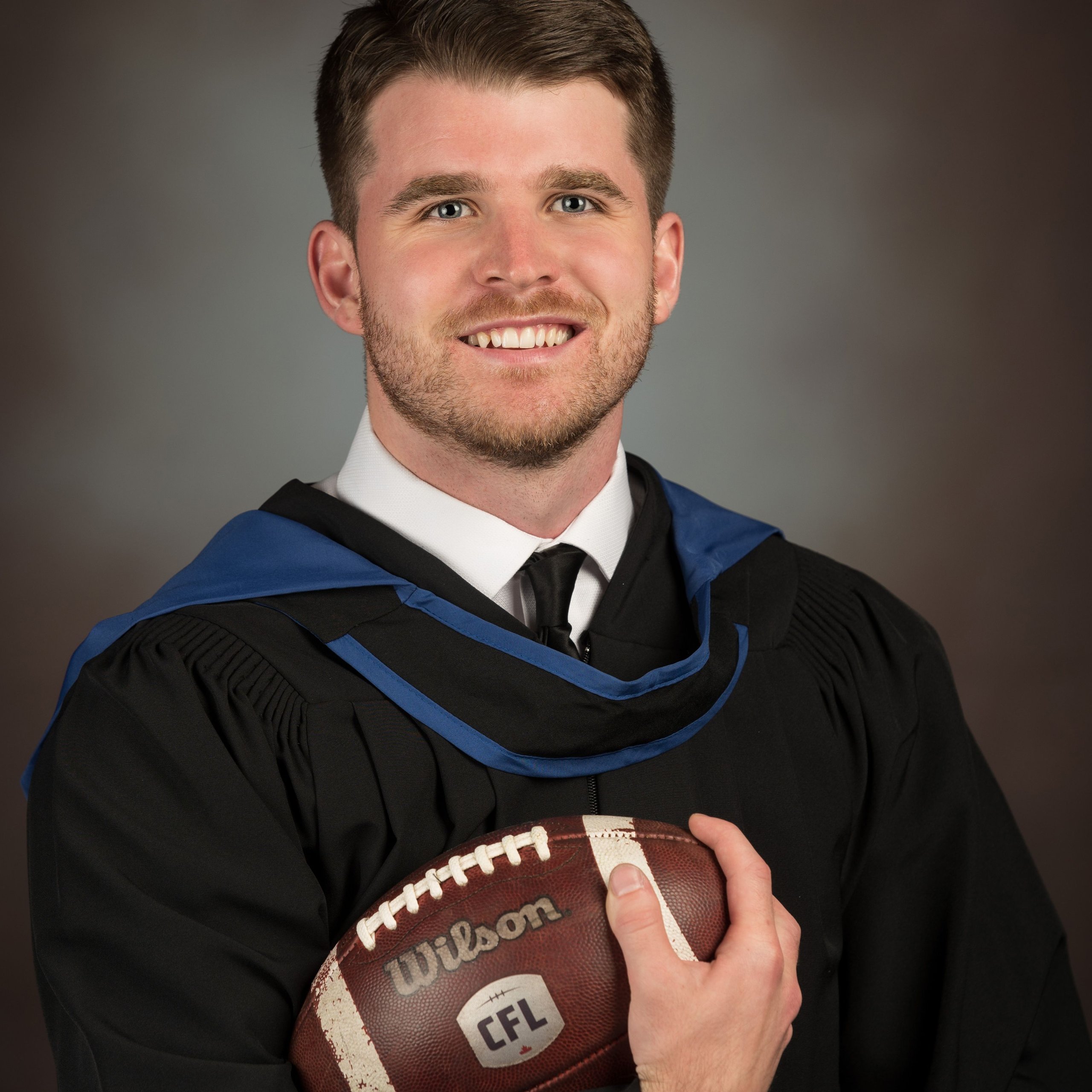 Halifax and Bedford Grad Photographer - Alex MacAulay Photography