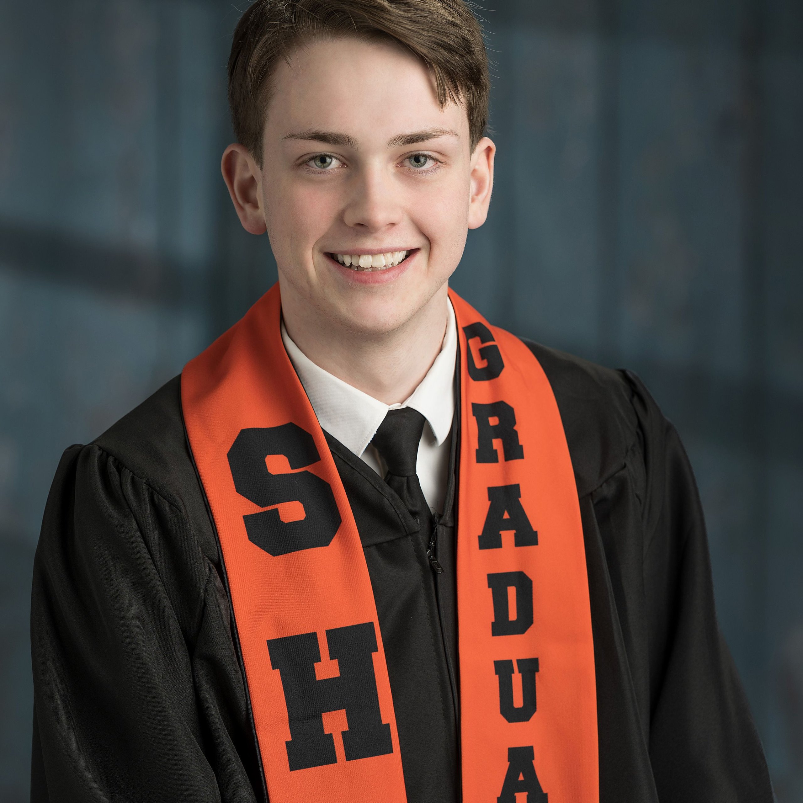 Halifax and Bedford Grad Photographer - Alex MacAulay Photography