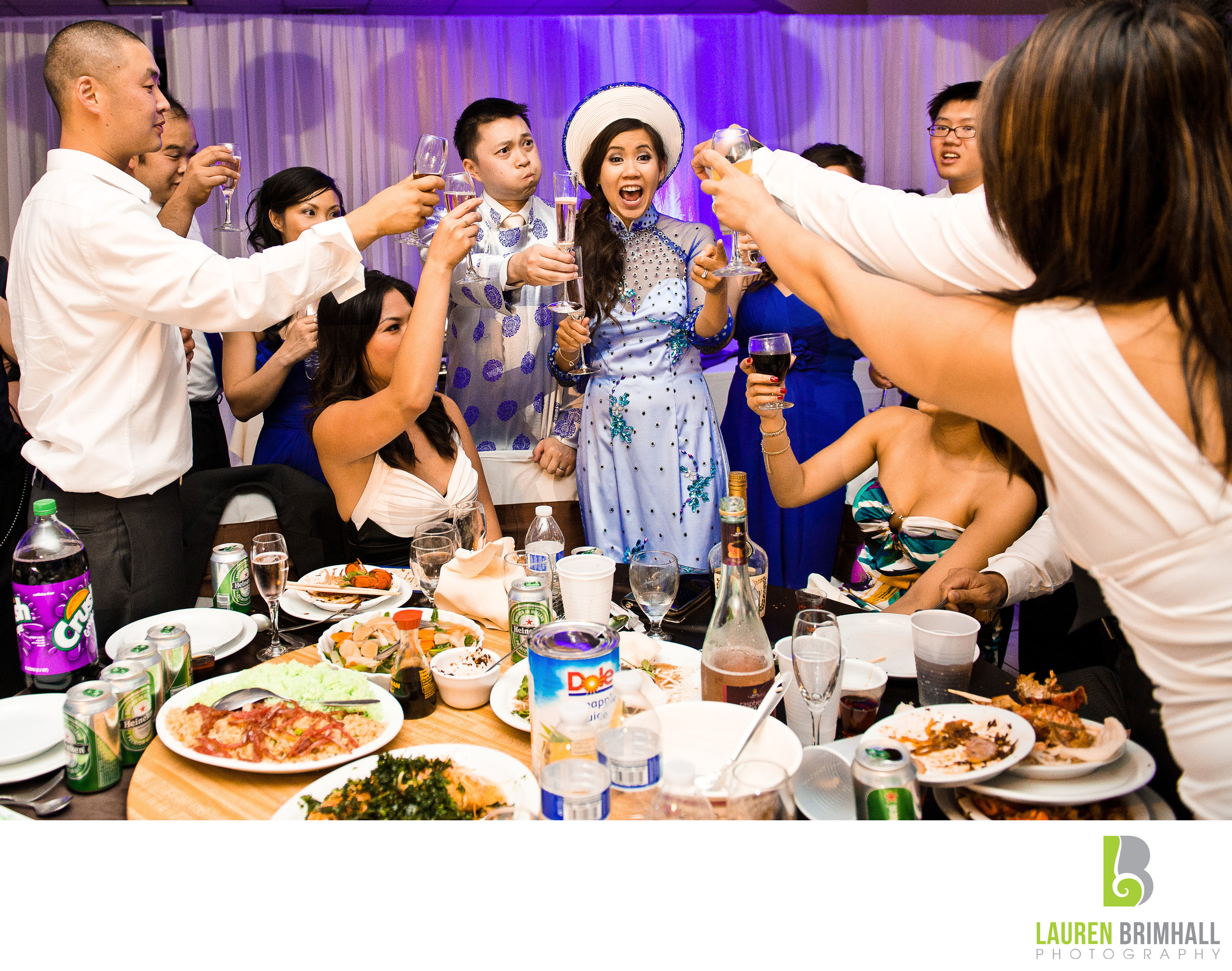 Traditional Vietnamese Wedding Party Games - Wedding Photographers ...