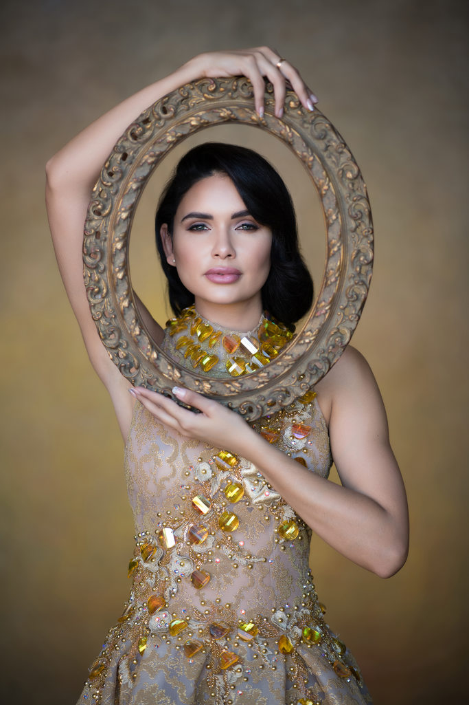 Color Portrait Photographer, Las Vegas and Worldwide