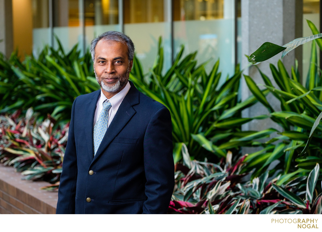 Toronto Corporate headshots and event photography - Raph Nogal