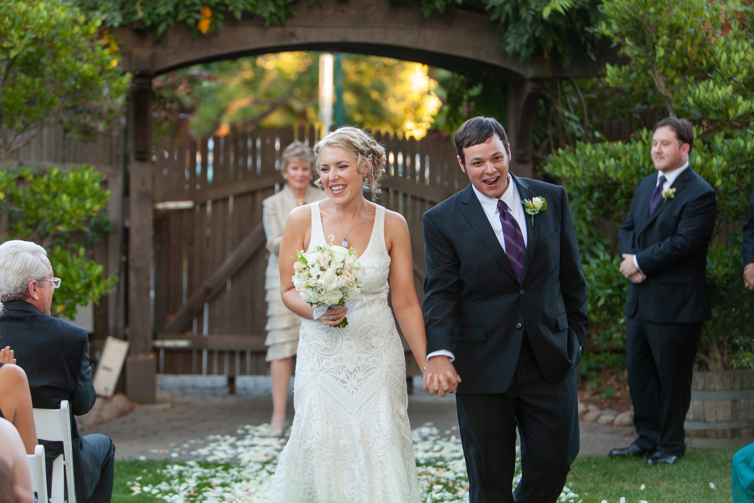 Wine and Roses Wedding Photographer - Doug Miranda Photography