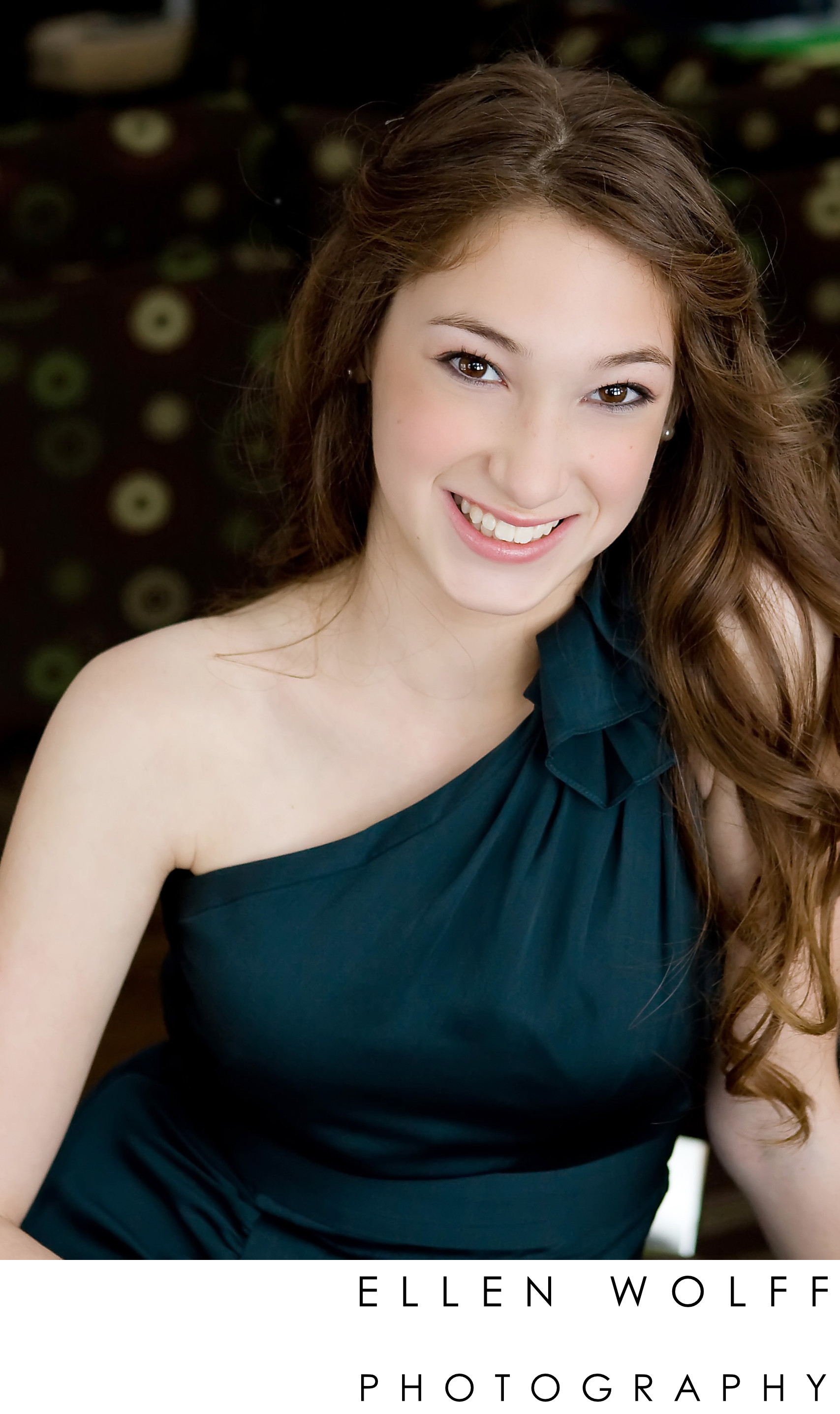 pre bat mitzvah portrait session at home - Ellen Wolff Photography