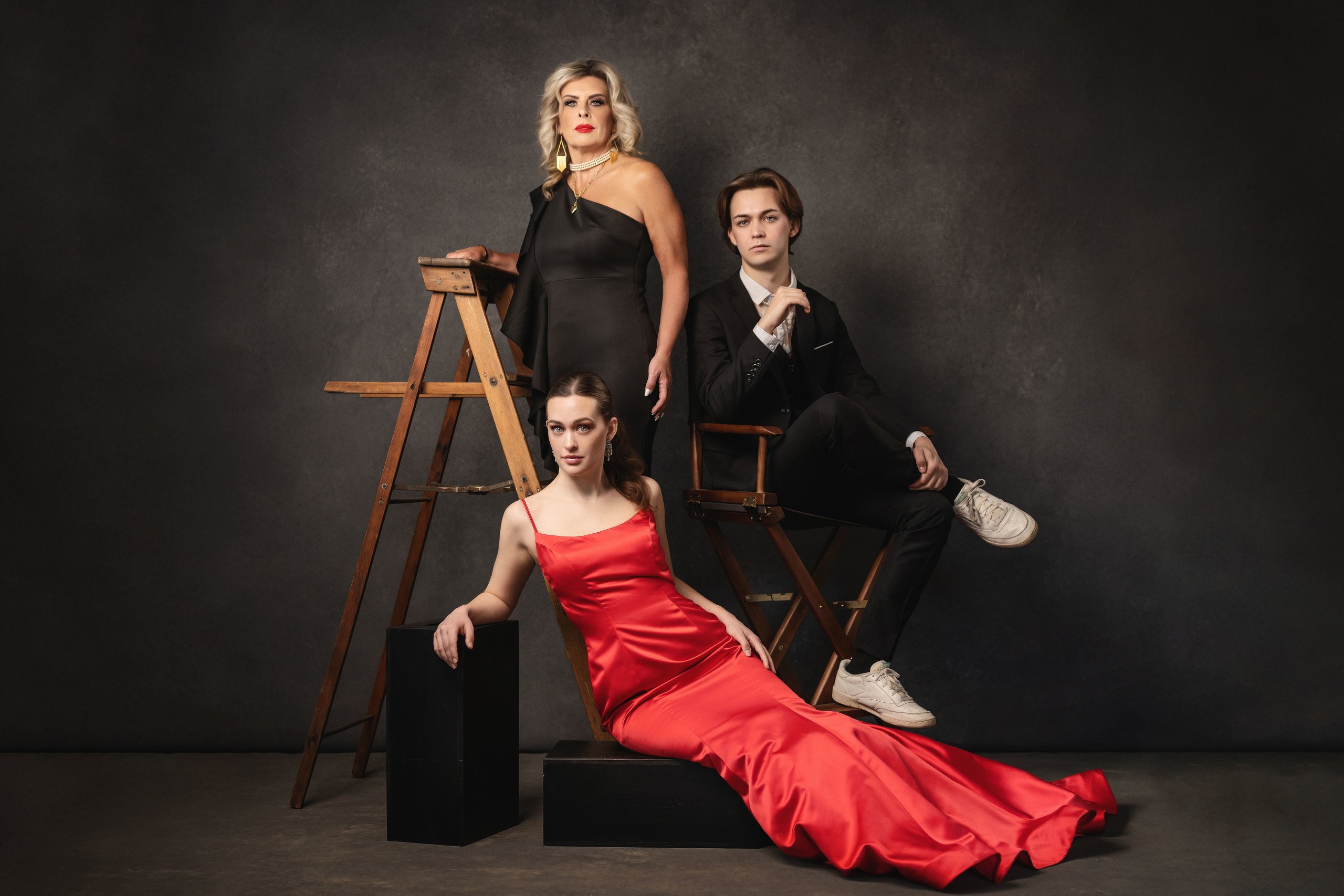 Buffalo Portrait Studio & Wedding Photography - Wedding Photographers ...
