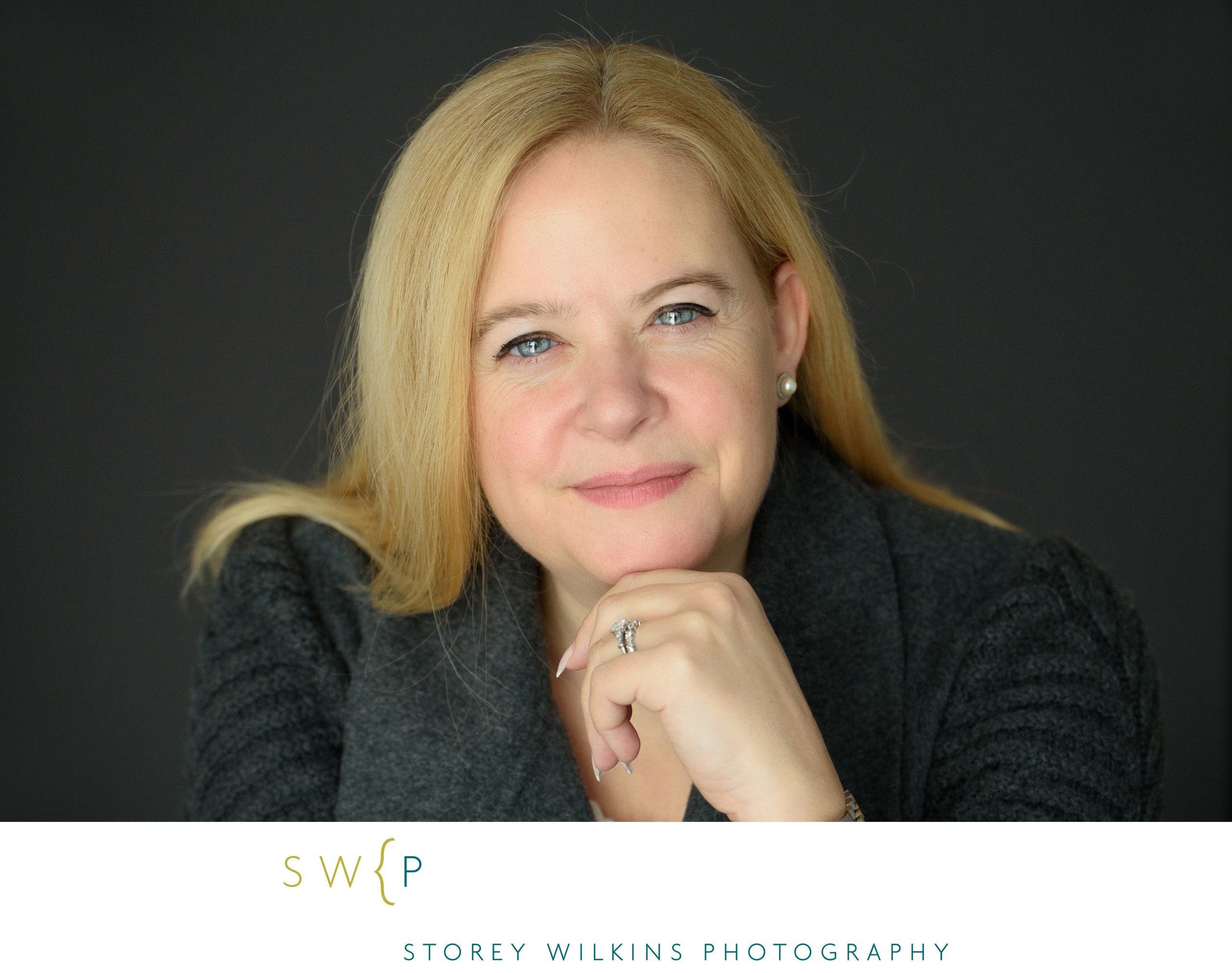 Headshot of Toronto Executive Coach - Featured Headshots - Storey ...