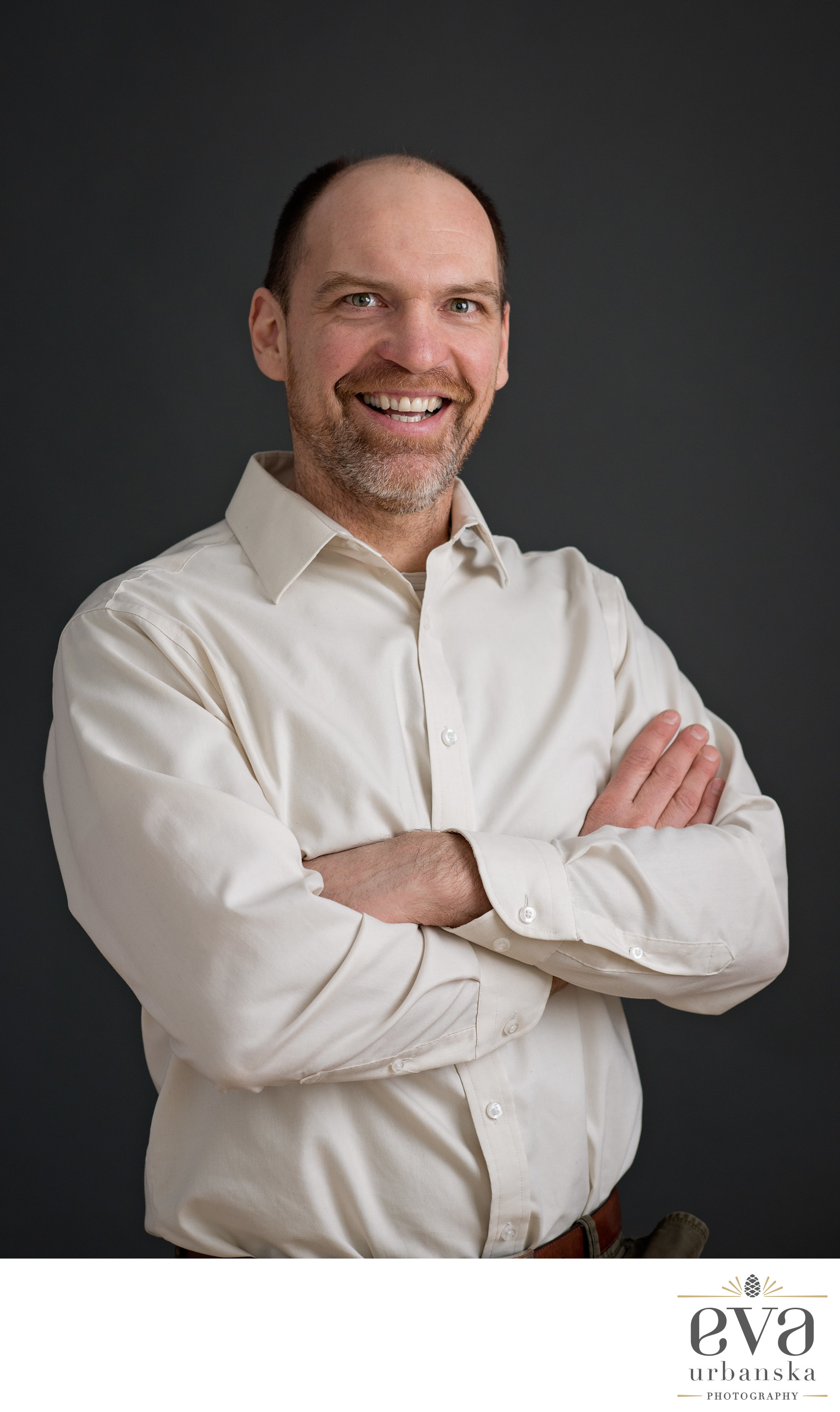 Lawyer portrait in Canmore - Portraits - Eva Urbanska Photography