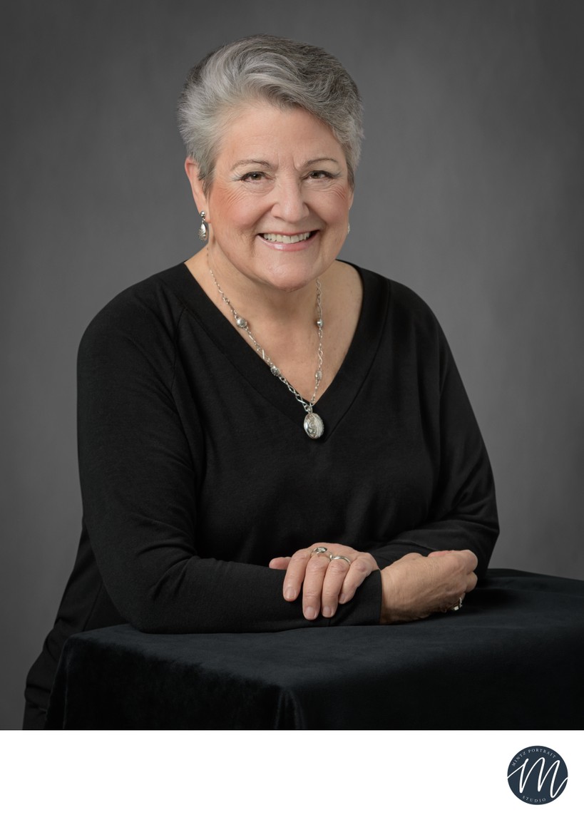 Vancouver WA Author Headshot - Business Portraits - Connie Mintz