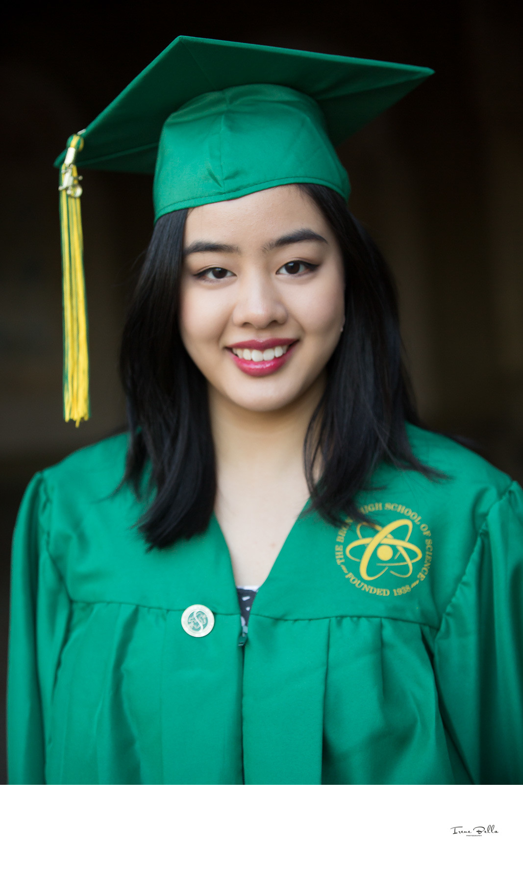 Bronx Science Graduation Photo - Seniors
