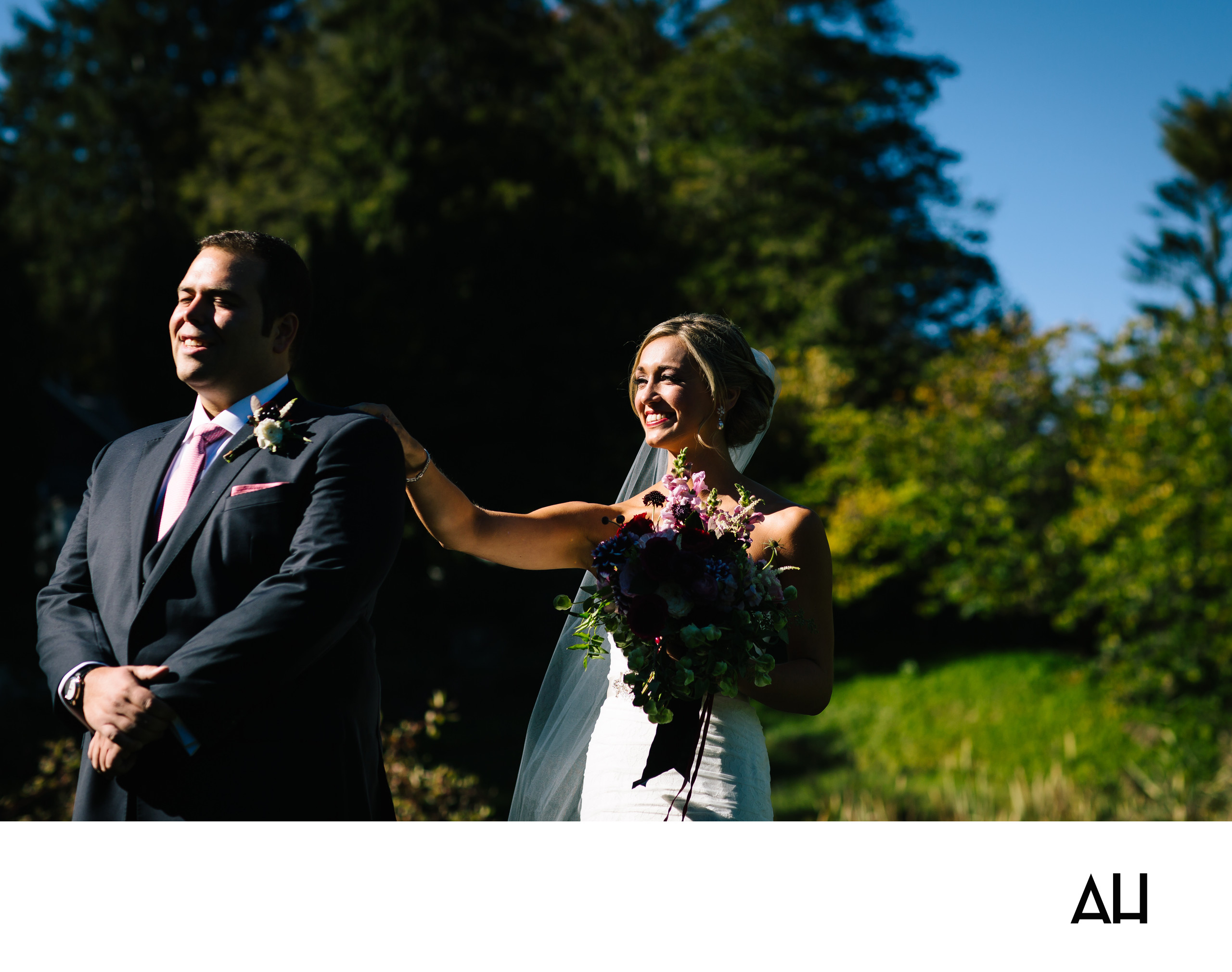 10 Essential Wedding Photography Tips