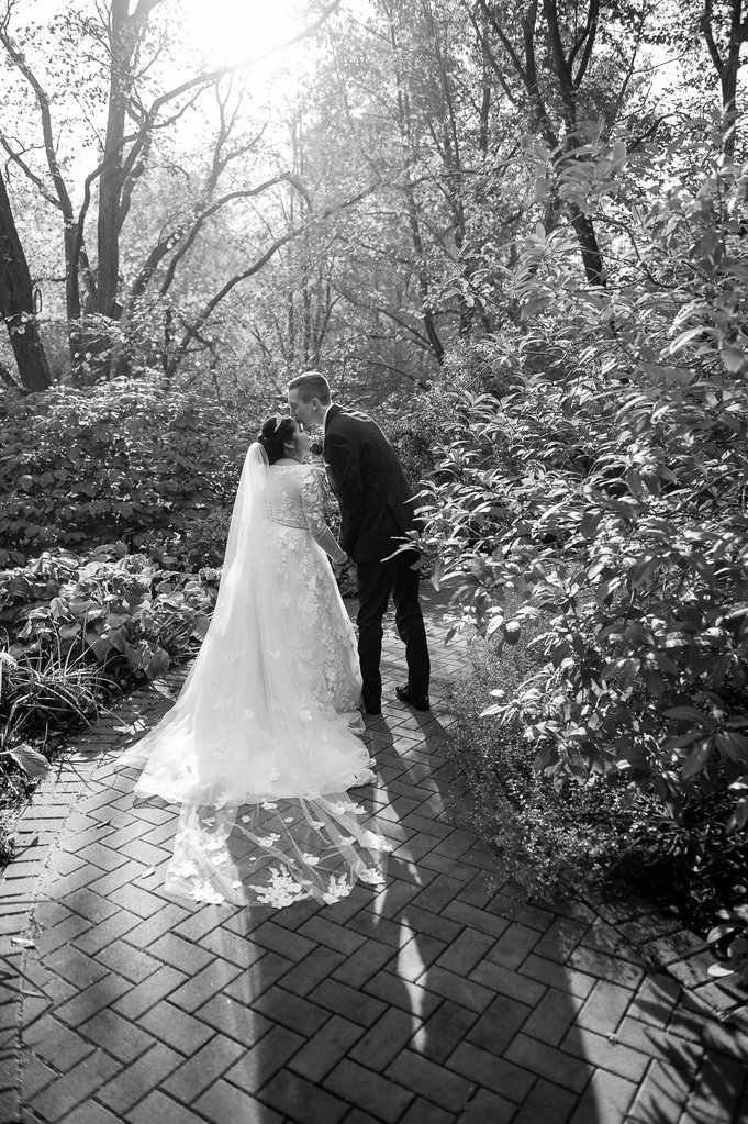 Portfolio Weddings Engagements Portraits Pricing Giving Back About Contact