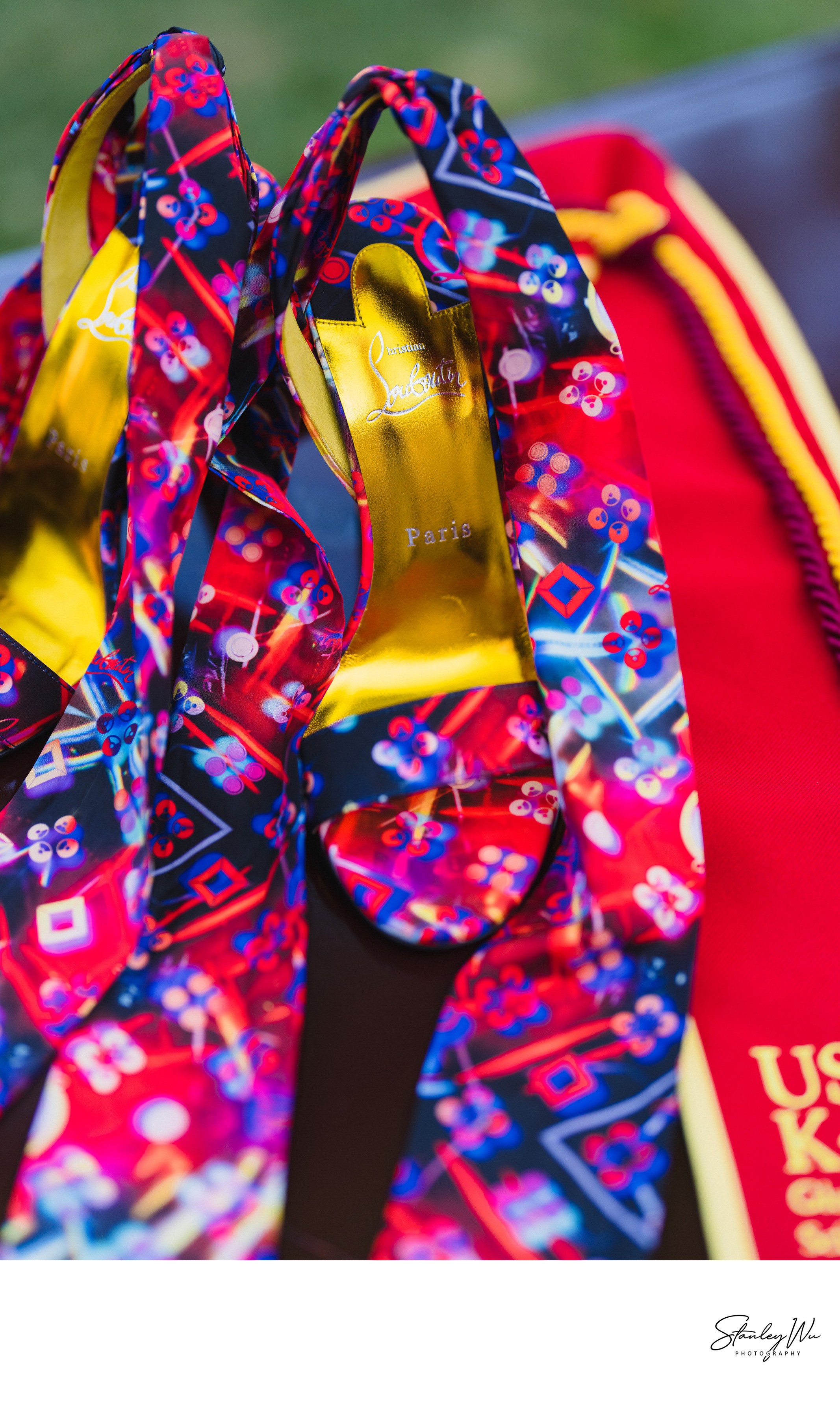 Best Props for the Ultimate Graduation Portraits - Stanley Wu Photography