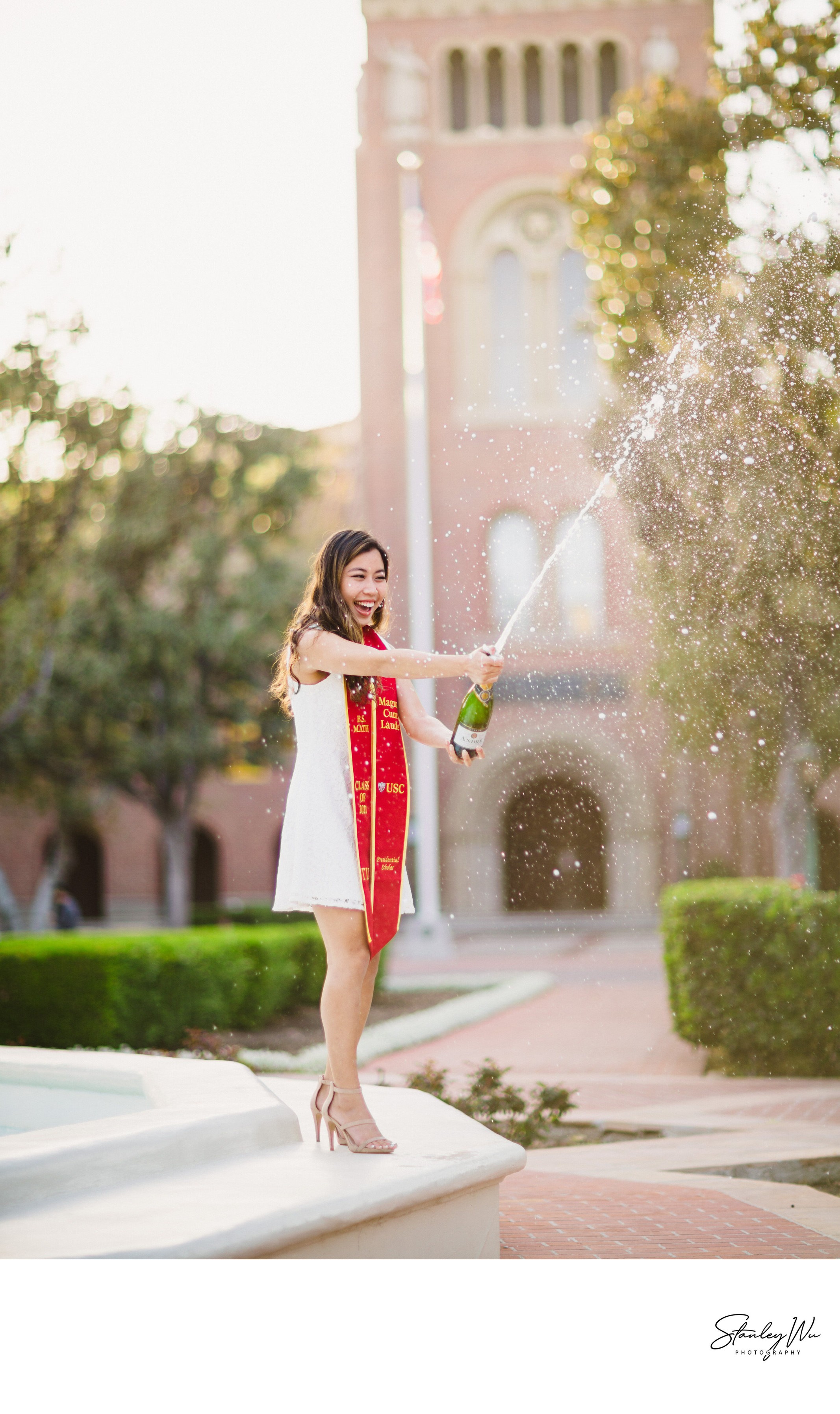 Best Props for the Ultimate Graduation Portraits - Stanley Wu Photography