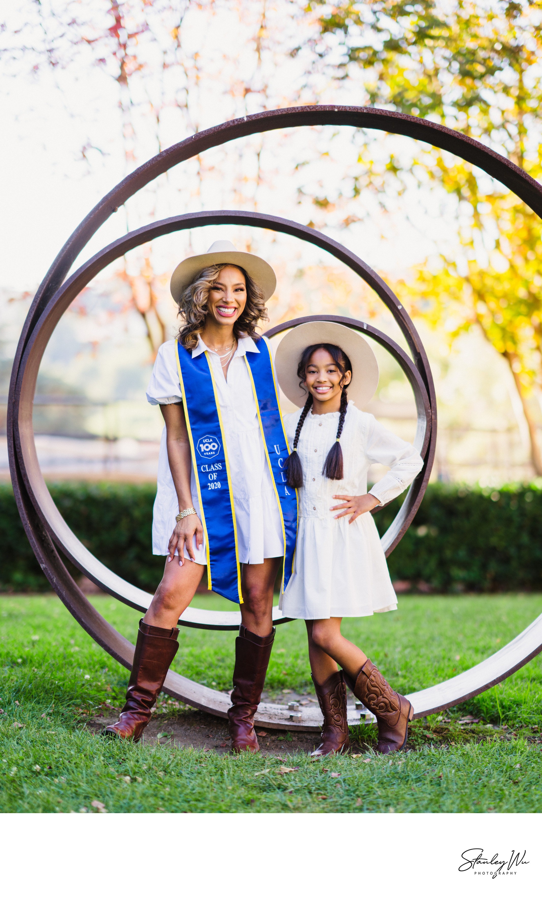 Best Props for the Ultimate Graduation Portraits - Stanley Wu Photography