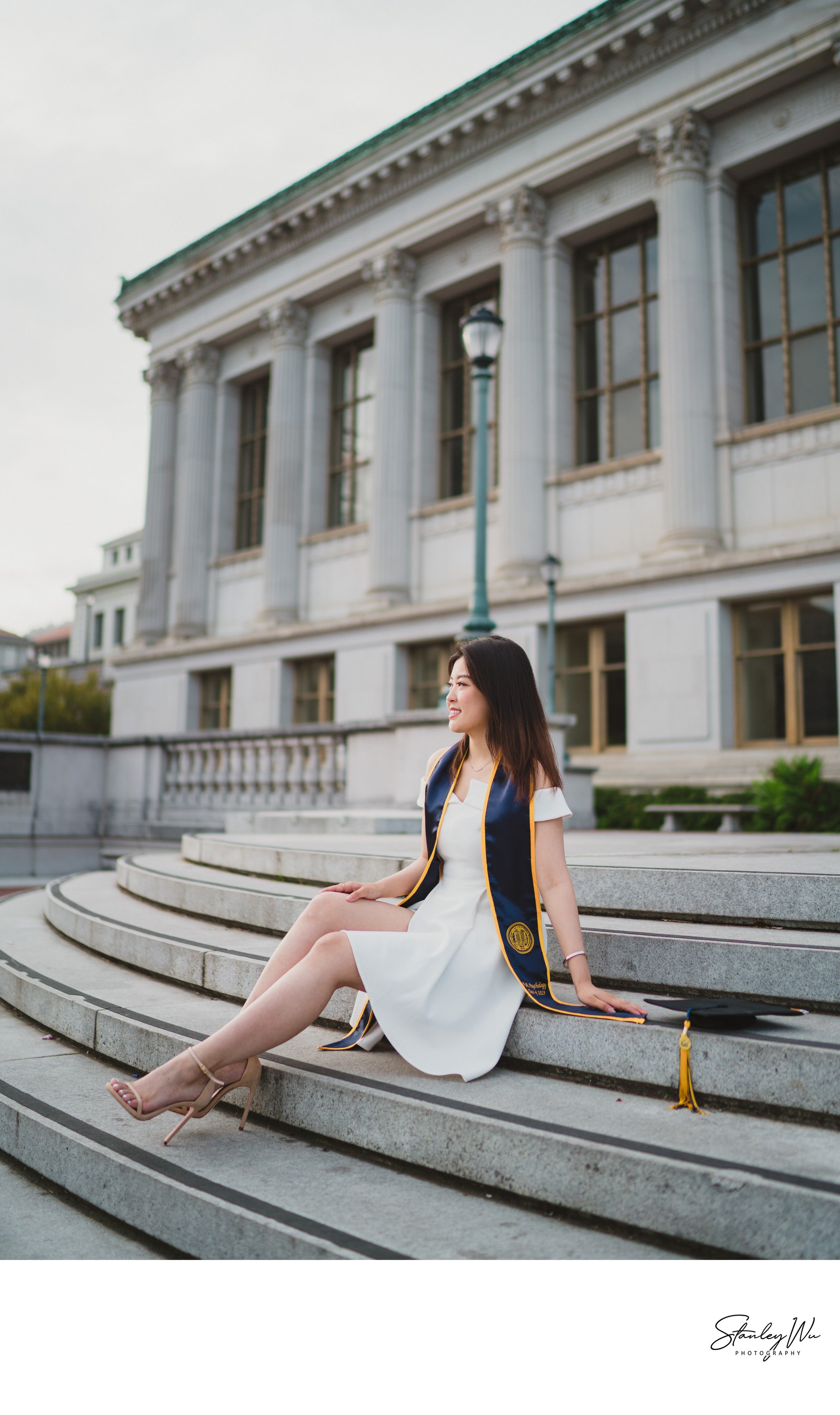 Top Posing Ideas For Memorable Graduation Photos - Stanley Wu Photography