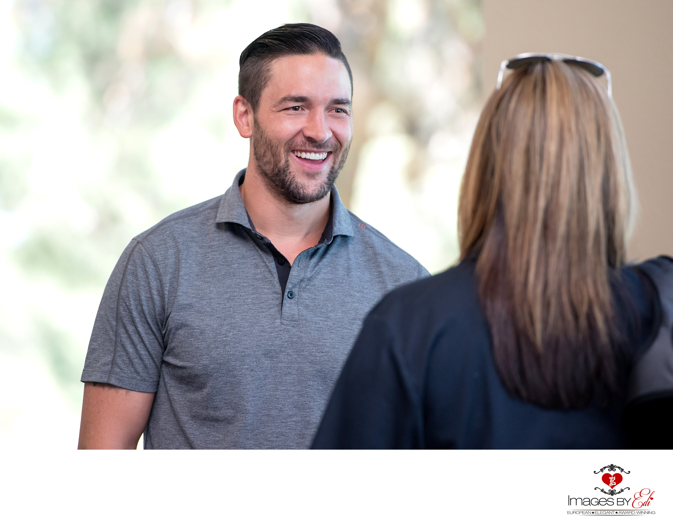 Guest speaker photography at corporate event - Images by EDI