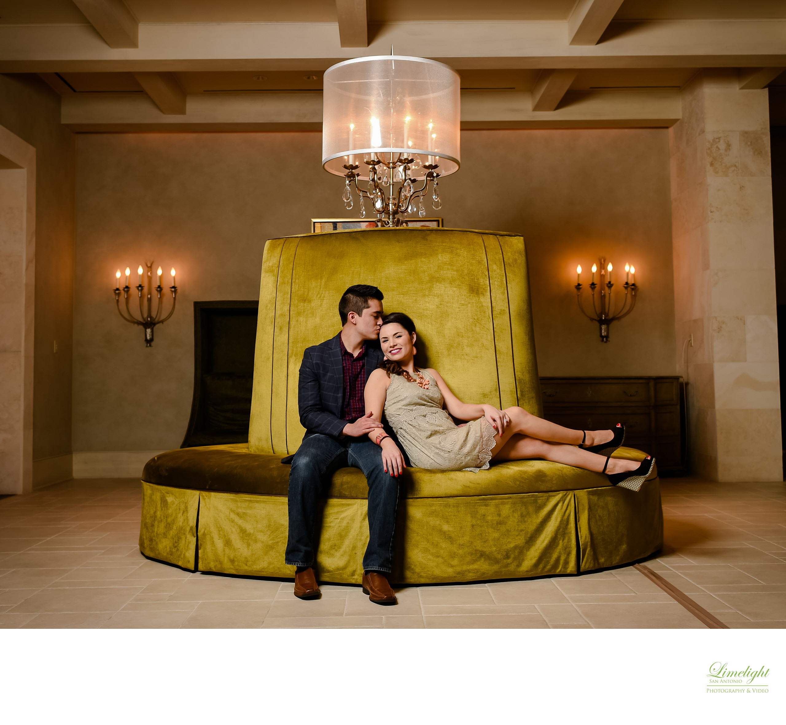 Engagement session at Eilan Hotel San Antonio - Engagements