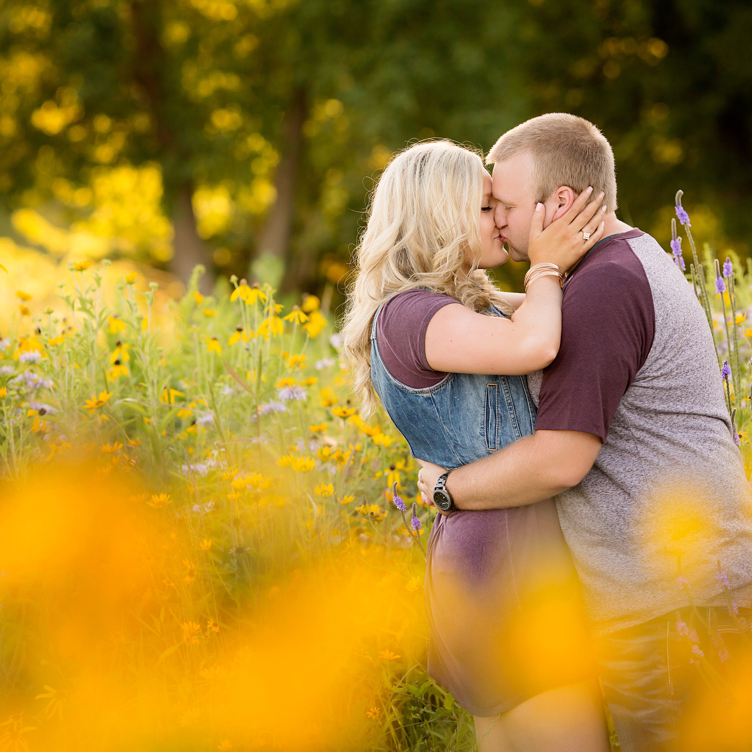 ENGAGEMENTS - Eleanor Kathryn Photography | Cedar Rapids Iowa Wedding ...