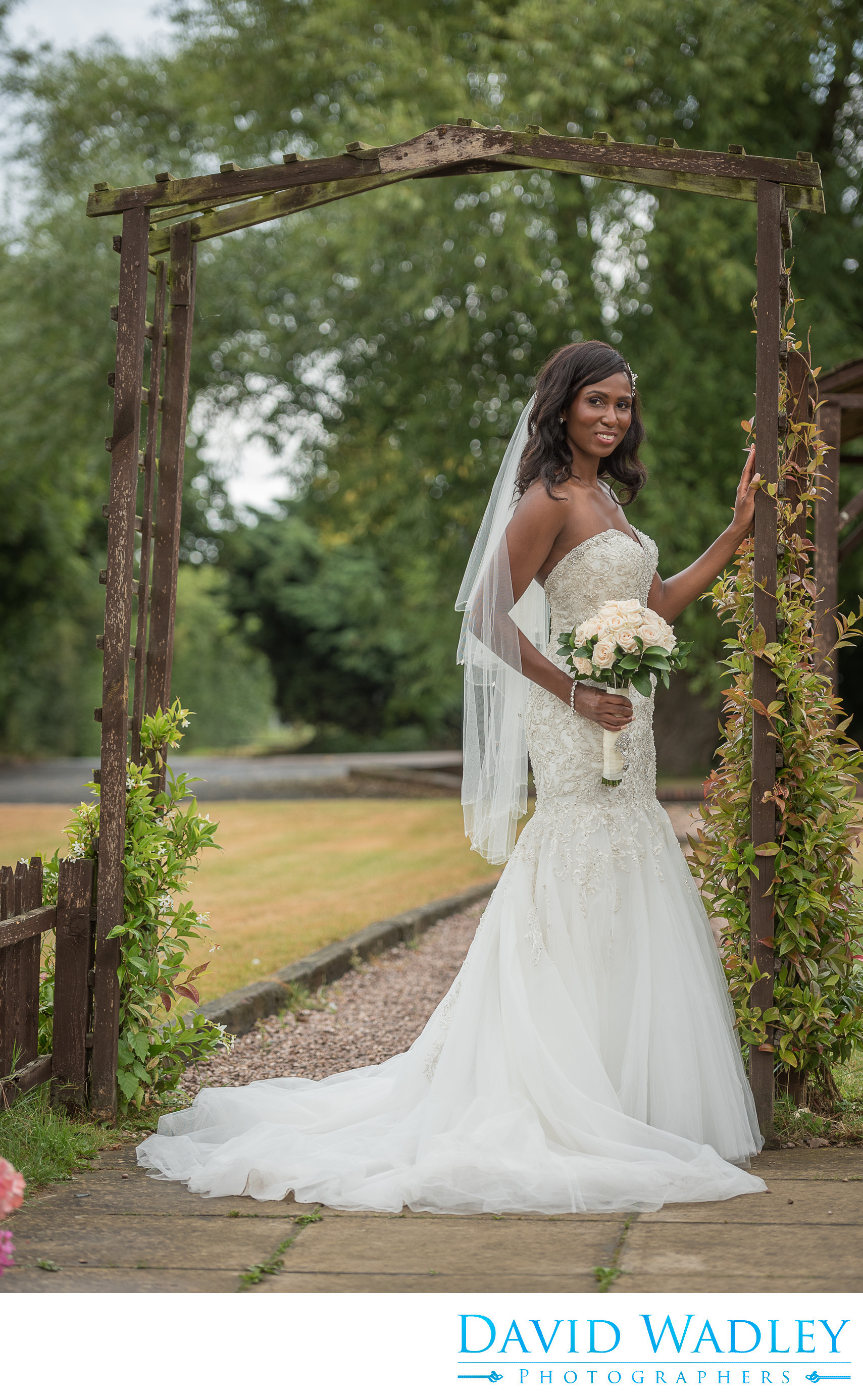 Brook Marston Farm Hotel Bride in Archway - Brook Marston Farm Hotel ...