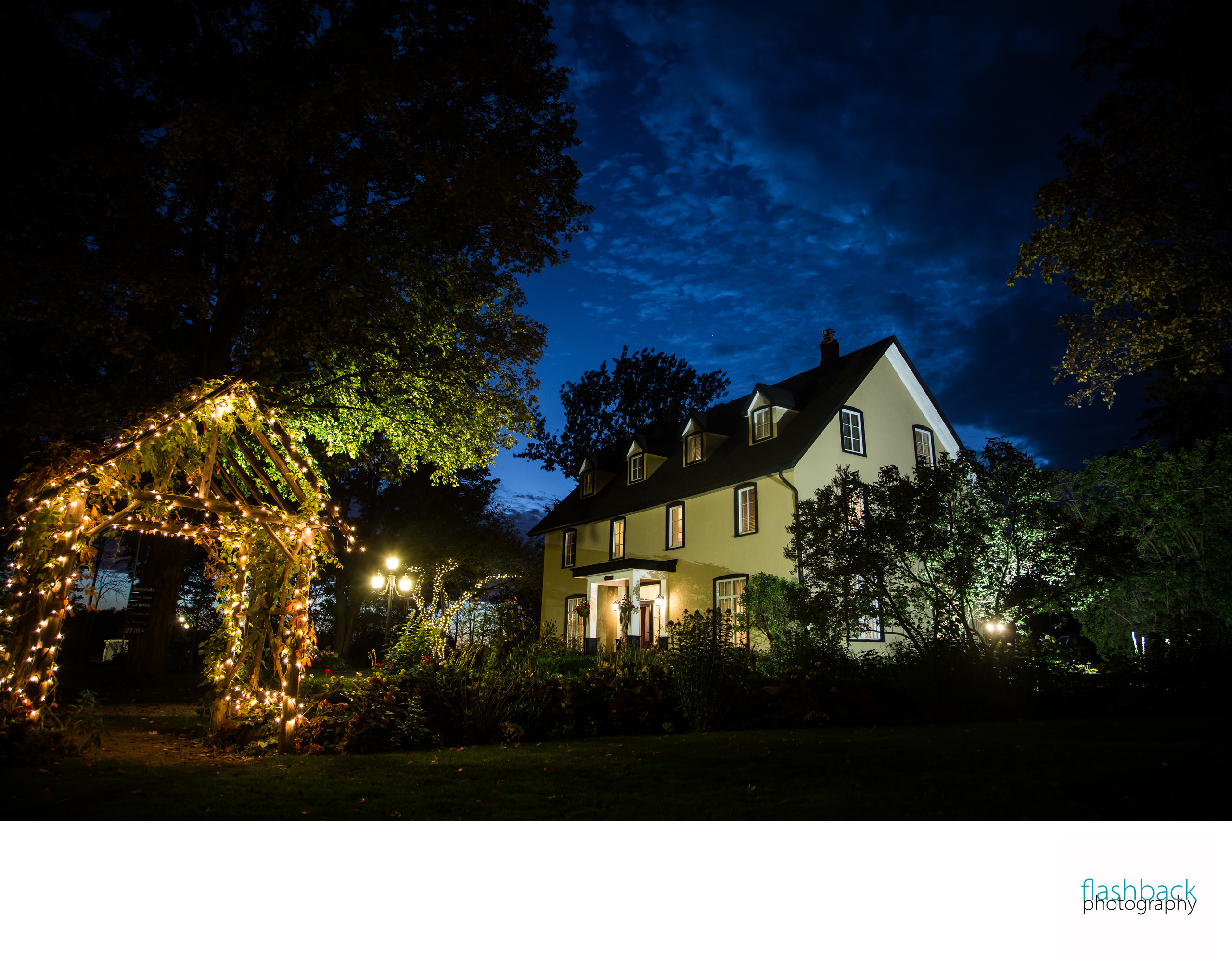 Northbrook Farm at Night - Wedding Photographer Barrie and Orillia ...