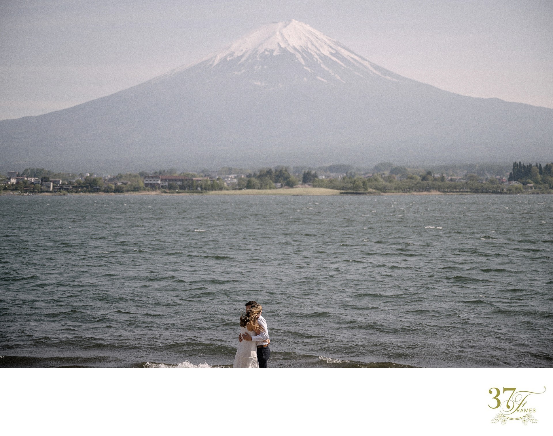 Love at New Heights: A Proposal Adventure at Mt Fuji - Engagement ...