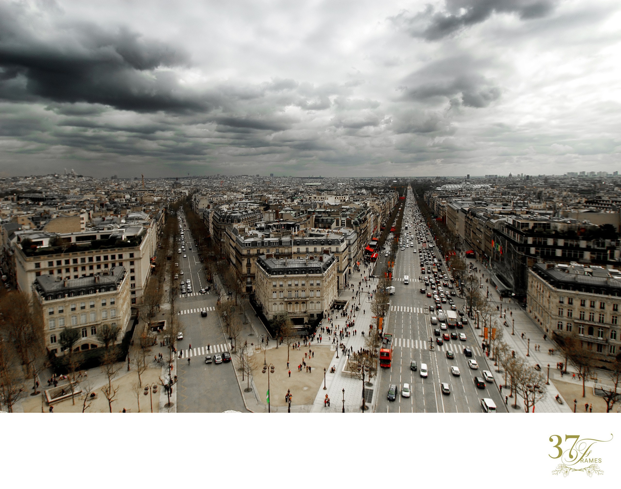 Paris from the Top of the Arc de Triomphe | France - 37 Frames Life ...