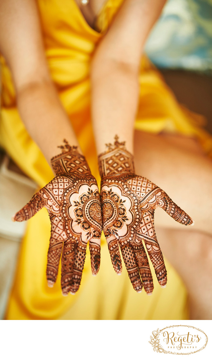 Henna Hands - DC and Destination Wedding Photographers - Regeti's