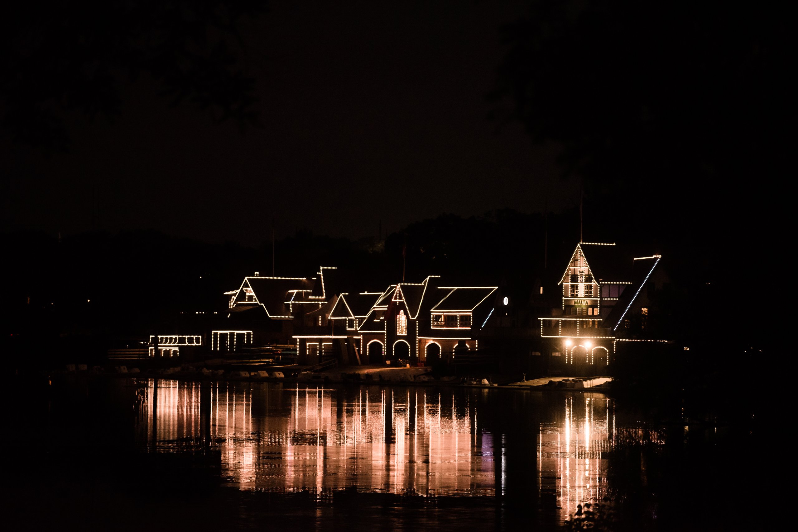 Philadelphia Weddings at The Water Works by Cescaphe