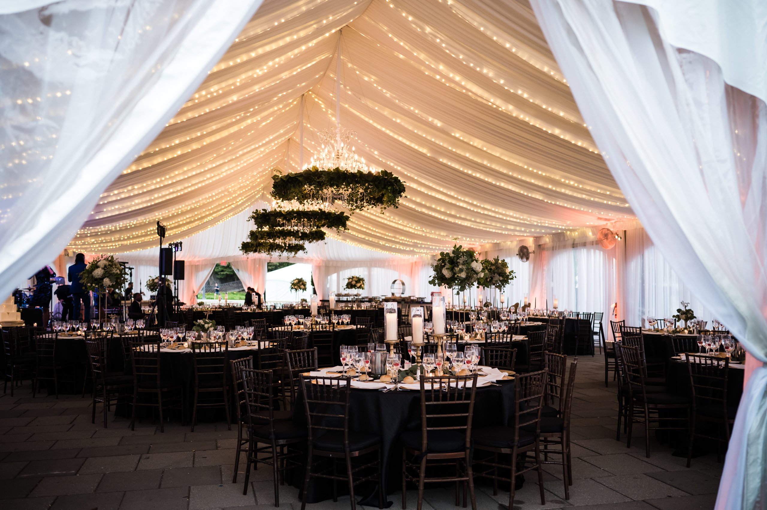 Philadelphia Weddings at The Water Works by Cescaphe