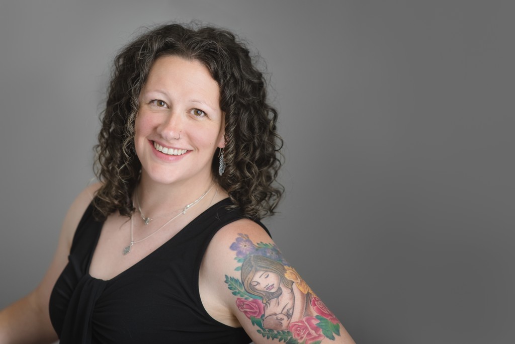 About Misty - Misty Dawn Photography