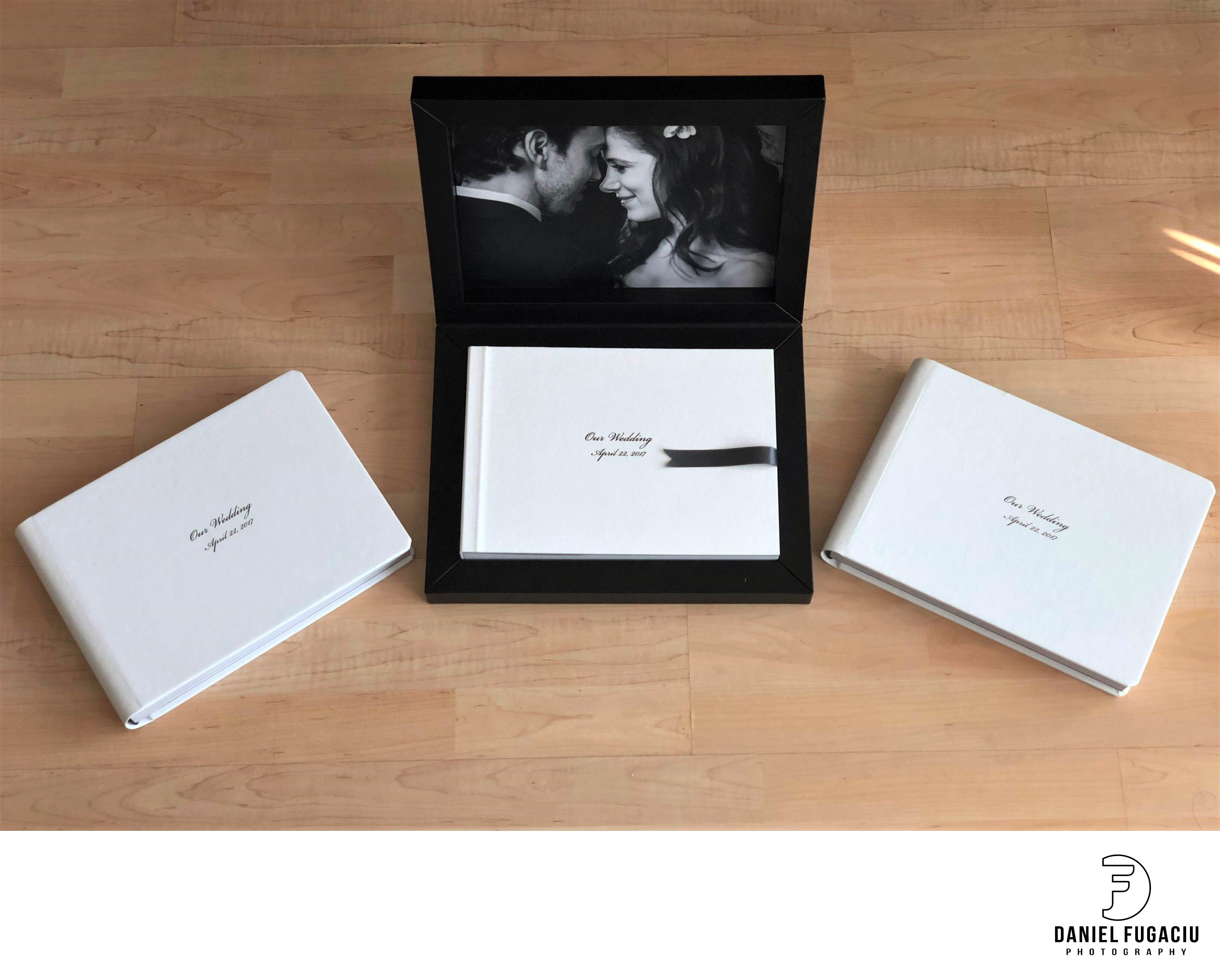 Signature wedding album with matching parent albums - CUSTOM BOOKS ...