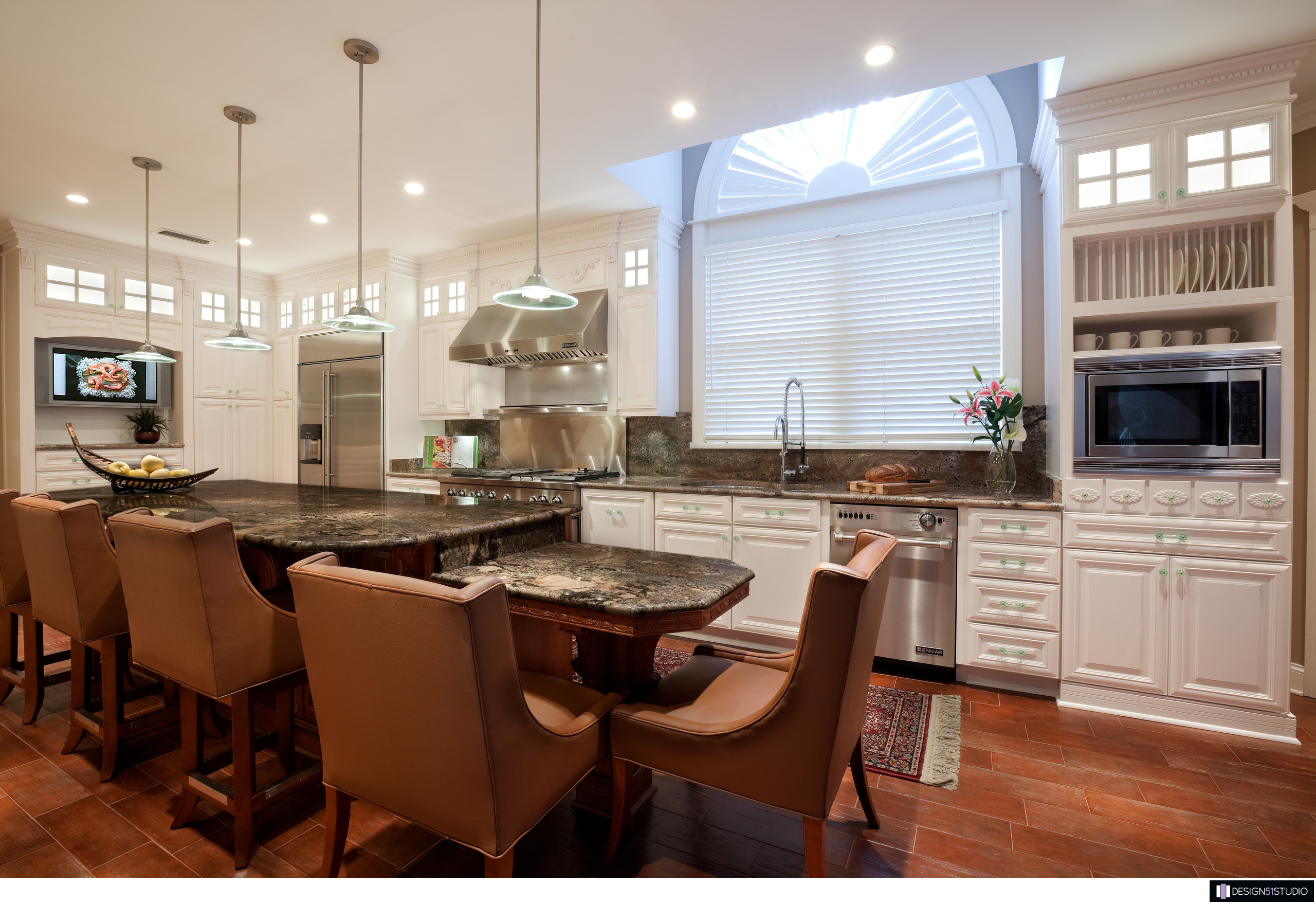 TRADITIONAL EPPING FOREST KITCHEN - WINDOW PERSPECTIVE - HOLLY WIEGMANN ...