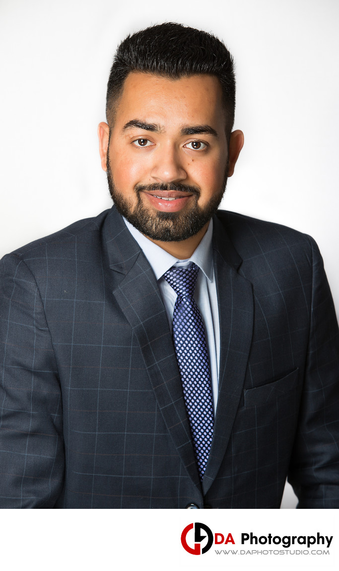 Real Estate Agent Professional Portrait in Brampton - Corporate - DA ...