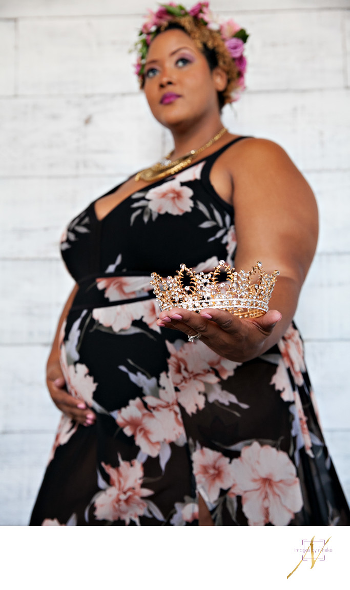 Queen Maternity Portraits - Portrait Gallery - Images by N'neka