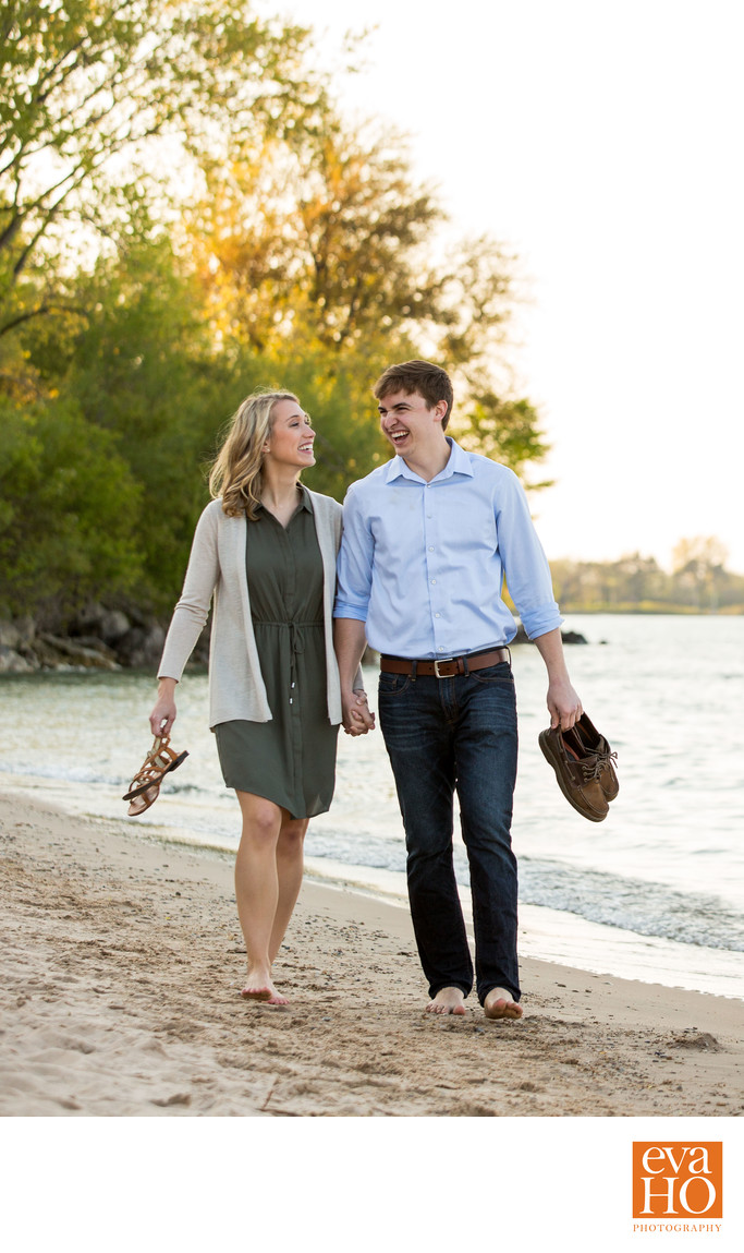 Stroll Down the Lighthouse Beach in Chicago North Shore - Engagement ...